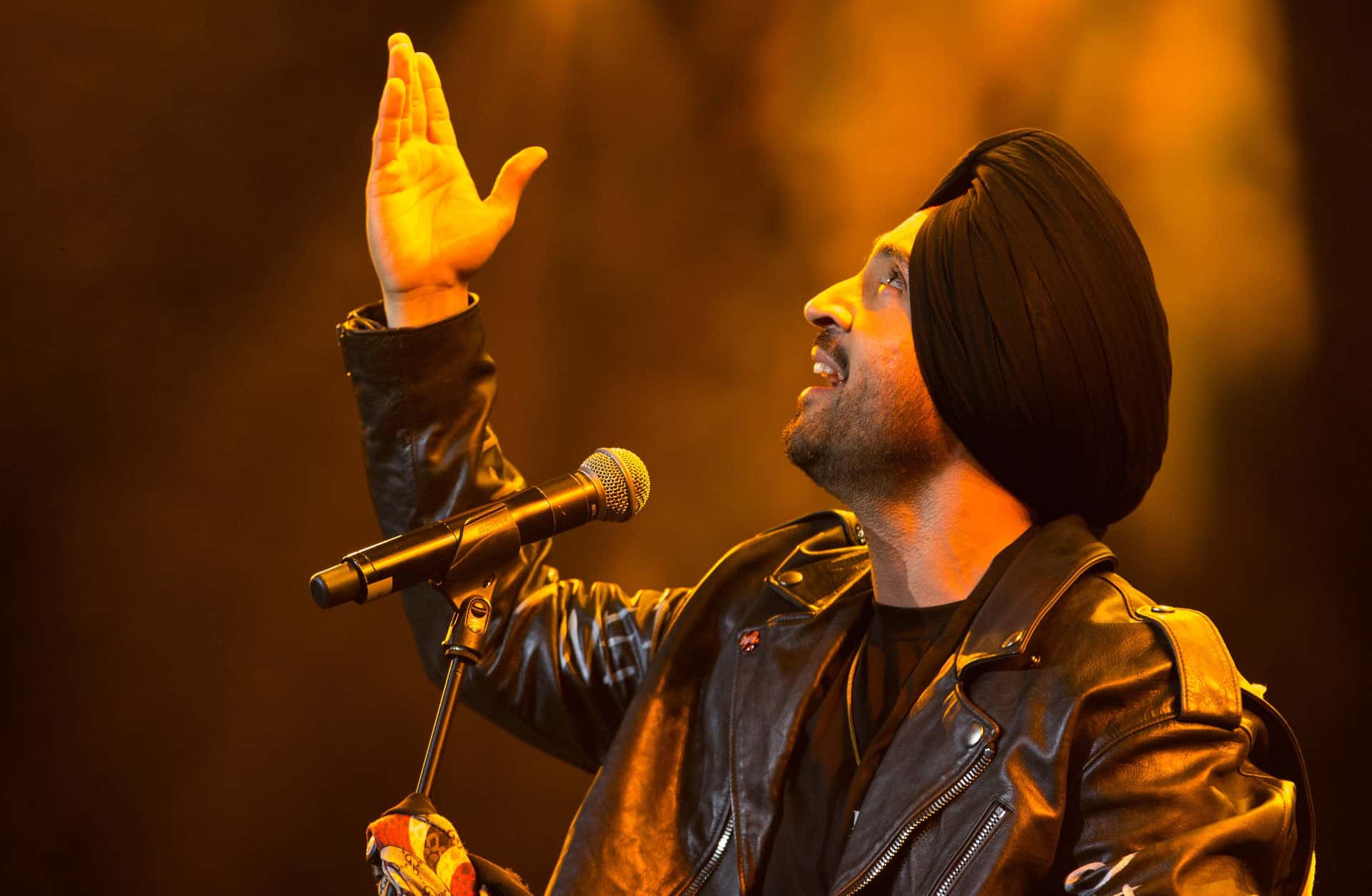 Book Top Punjabi Singers in India for Weddings & Events